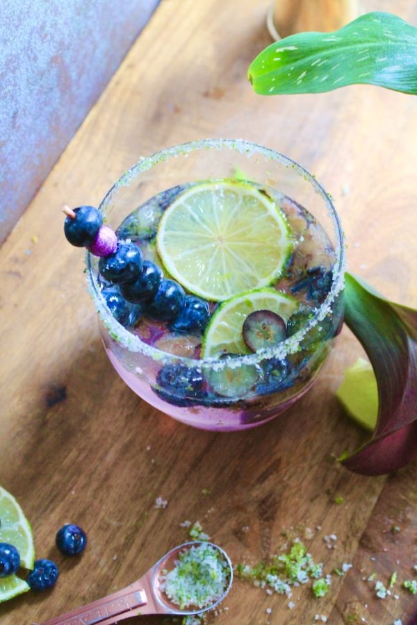 Fresh Blueberry Summer Rum Cocktail with Lime