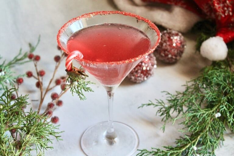 Mrs. Claus Christmas Drink with Vodka + Prosecco Bubbly