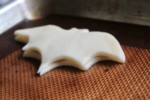 Flying Bat Halloween Pumpkin Pie Pop Tarts | Easy Halloween Party Food!