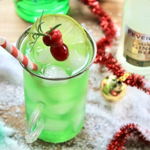 Festive Christmas Grinch Drink | Apple Whiskey Moscow Mule Cocktail