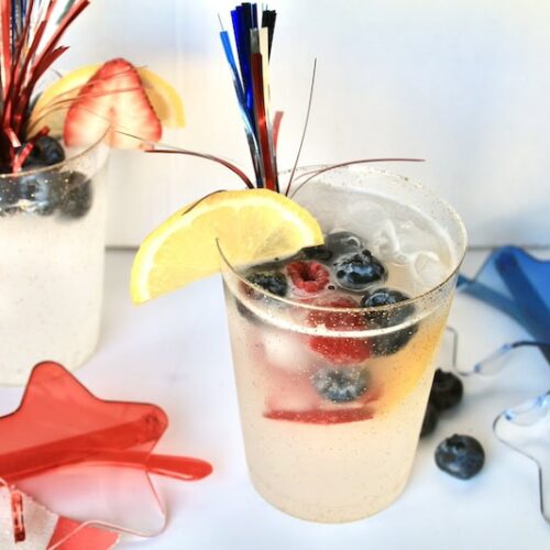 Easy Summer Labor Day Cocktails with Vodka and Fresh Berries