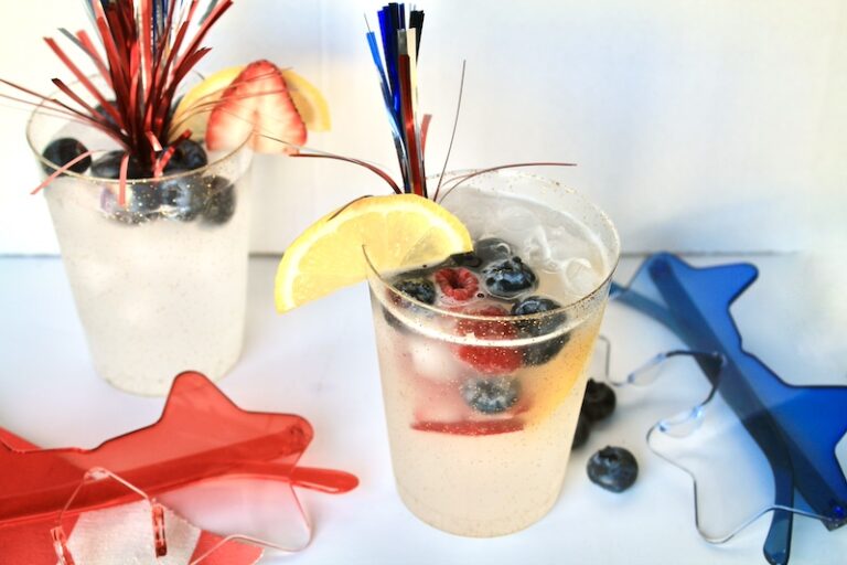 Easy Summer Labor Day Cocktails with Vodka and Fresh Berries